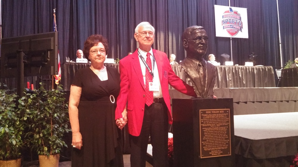 Hall of Fame honors Gene Bess, inducts Southeast Missouri contingent ...