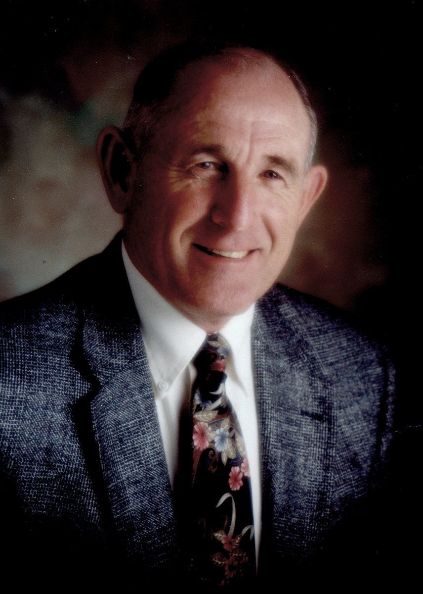 Hall of Fame mourns passing of Bolivar football coach & friend Doug ...
