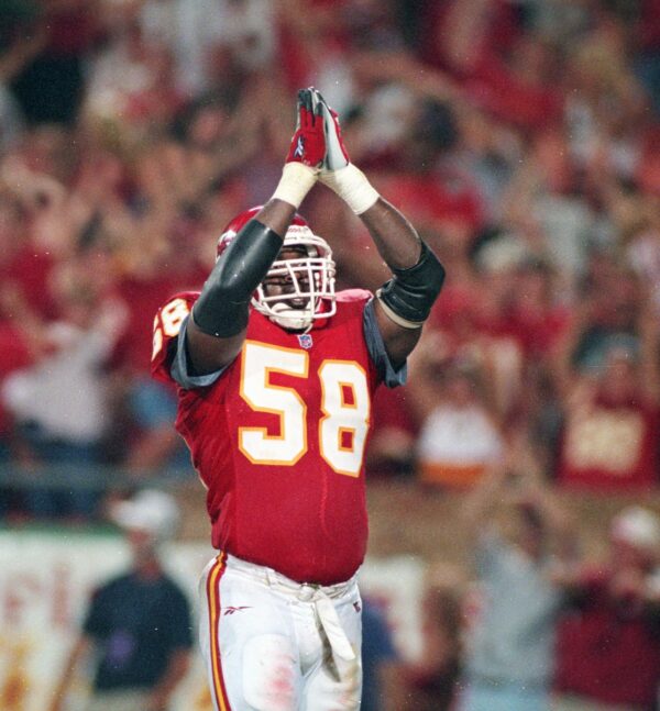 Derrick Thomas – Missouri Sports Hall of Fame