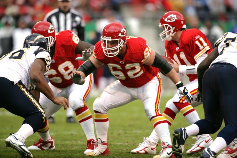 Casey Wiegmann – Missouri Sports Hall of Fame